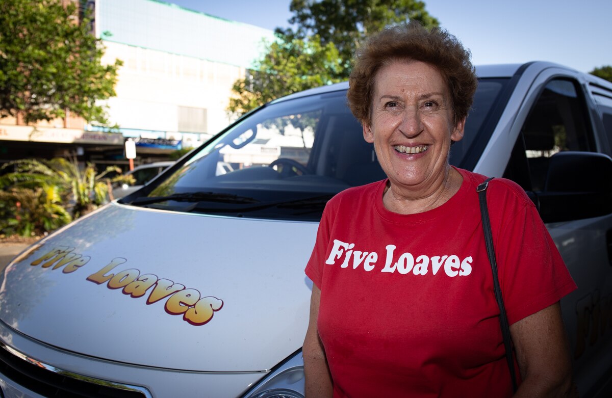 Australia's daily bread obsession sending loads of loaves to charity ...