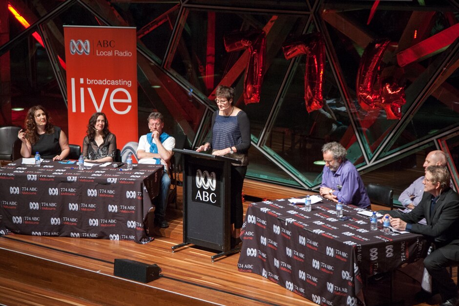 Is our obsession with sport Mental As? - ABC News