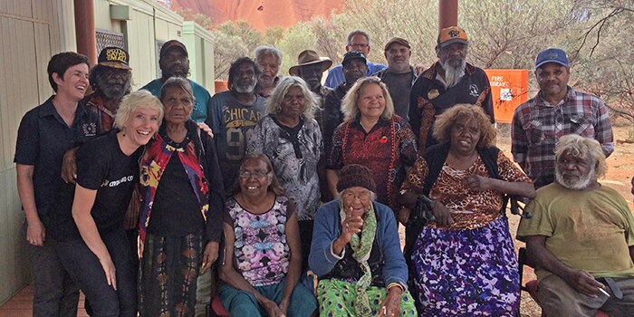 Uluru traditional owners sign off on landmark community-based leasing ...