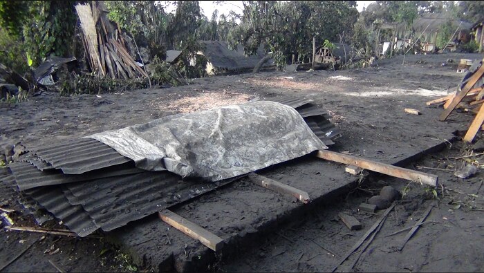 Vanuatu Manaro Volkeno - ABC News