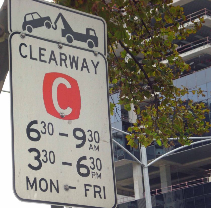 Councils get extension on clearway signs - ABC News