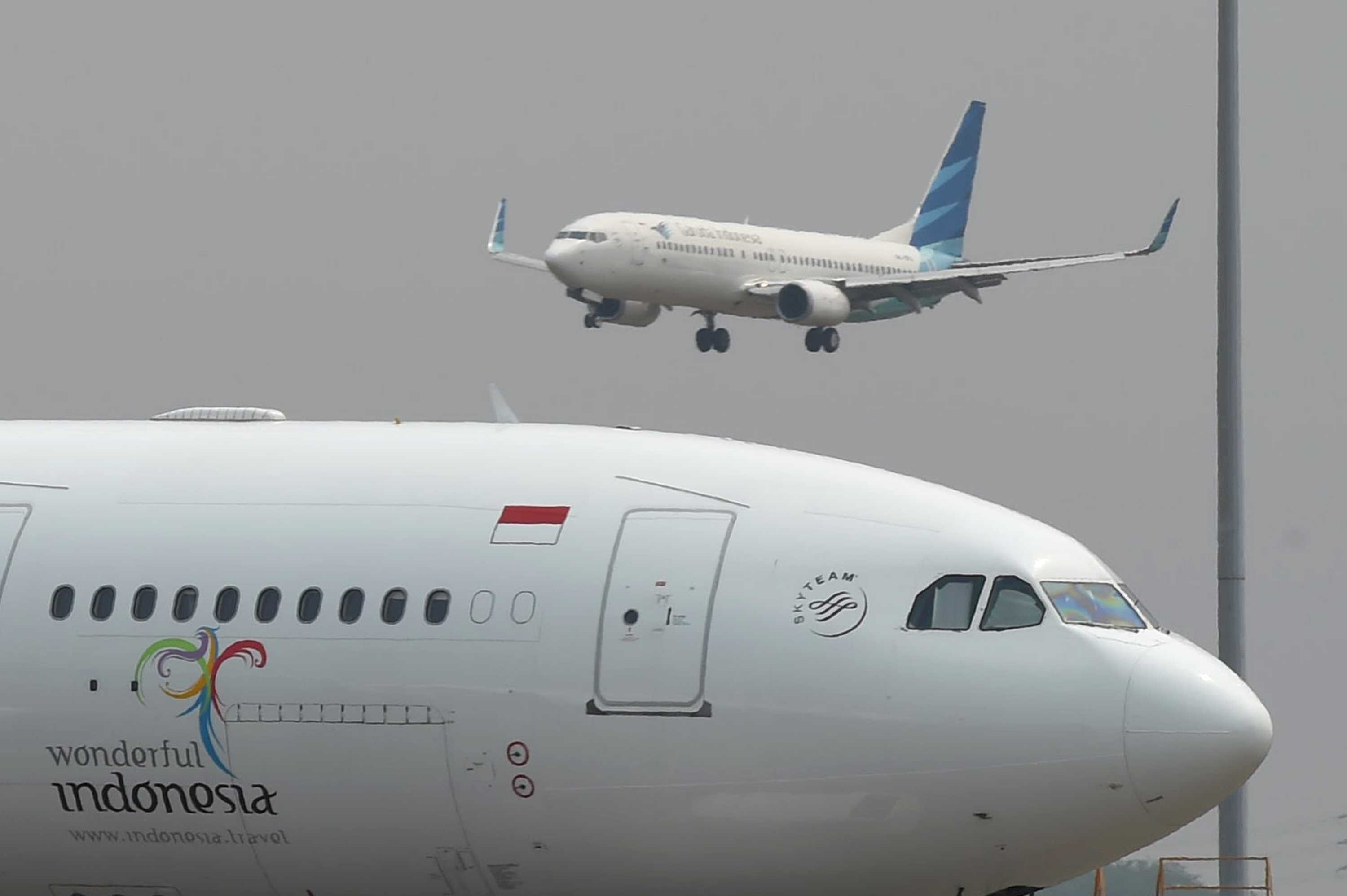 Indonesia airlines cleared to fly to United States - ABC News