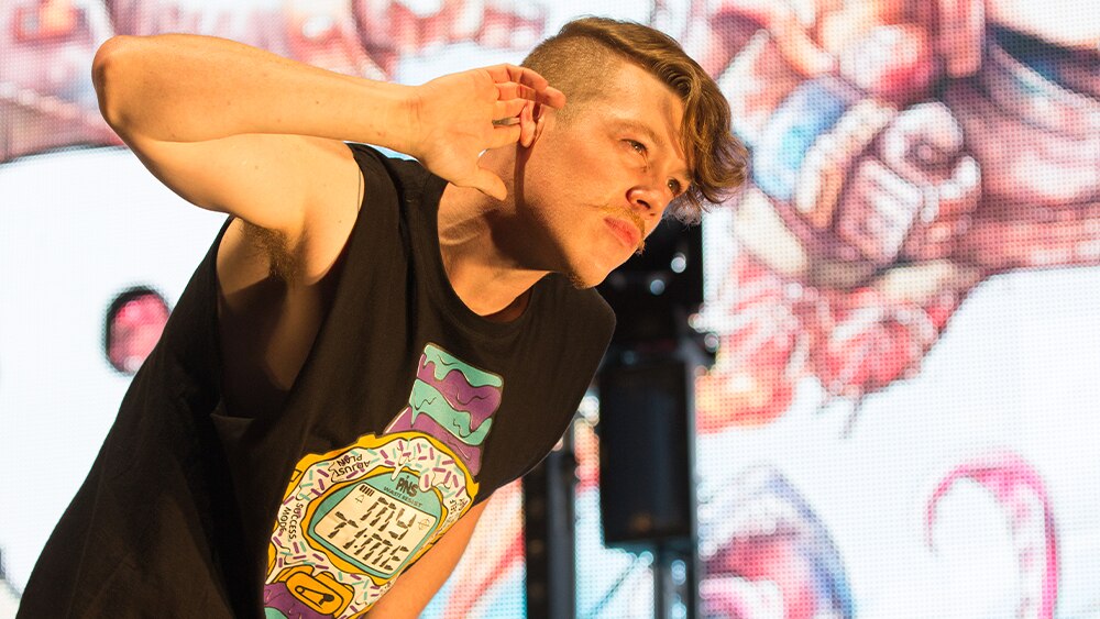 The legal advice you need to know if you're an emerging artist - triple j