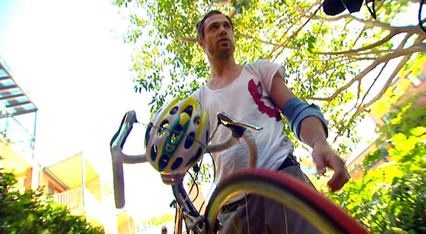 Kersten in on-air clash with 'goose' driver - ABC News