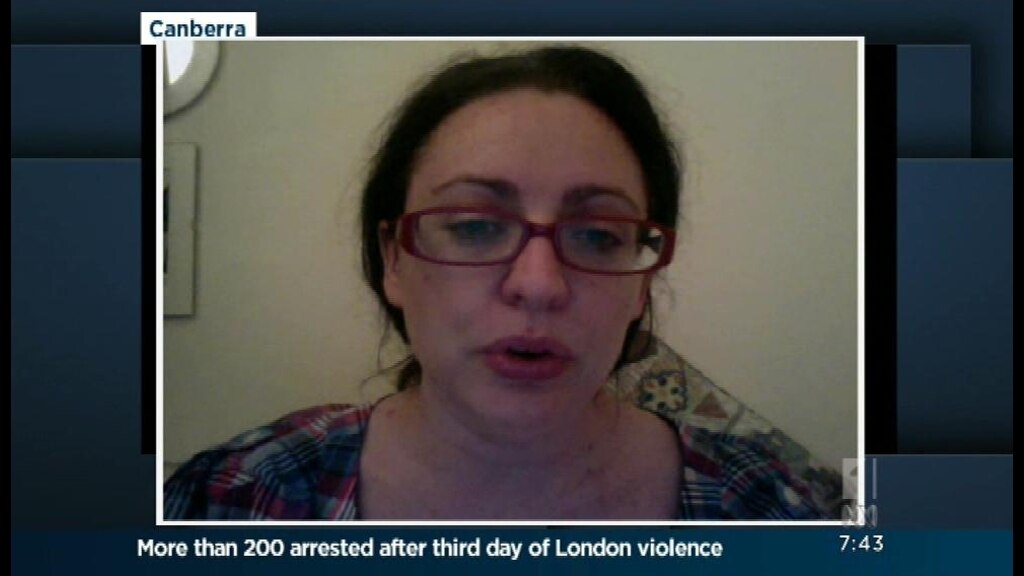 London riots: Videos from the scene - ABC News