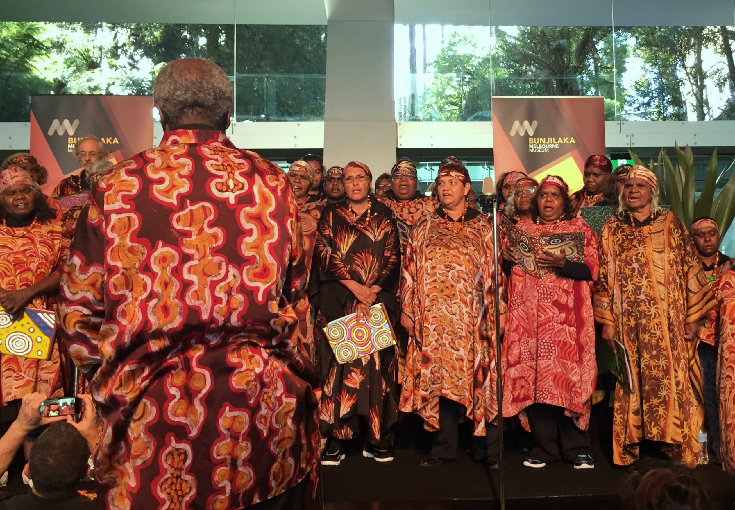 Central Australian Indigenous choir takes Lutheran hymns back to ...