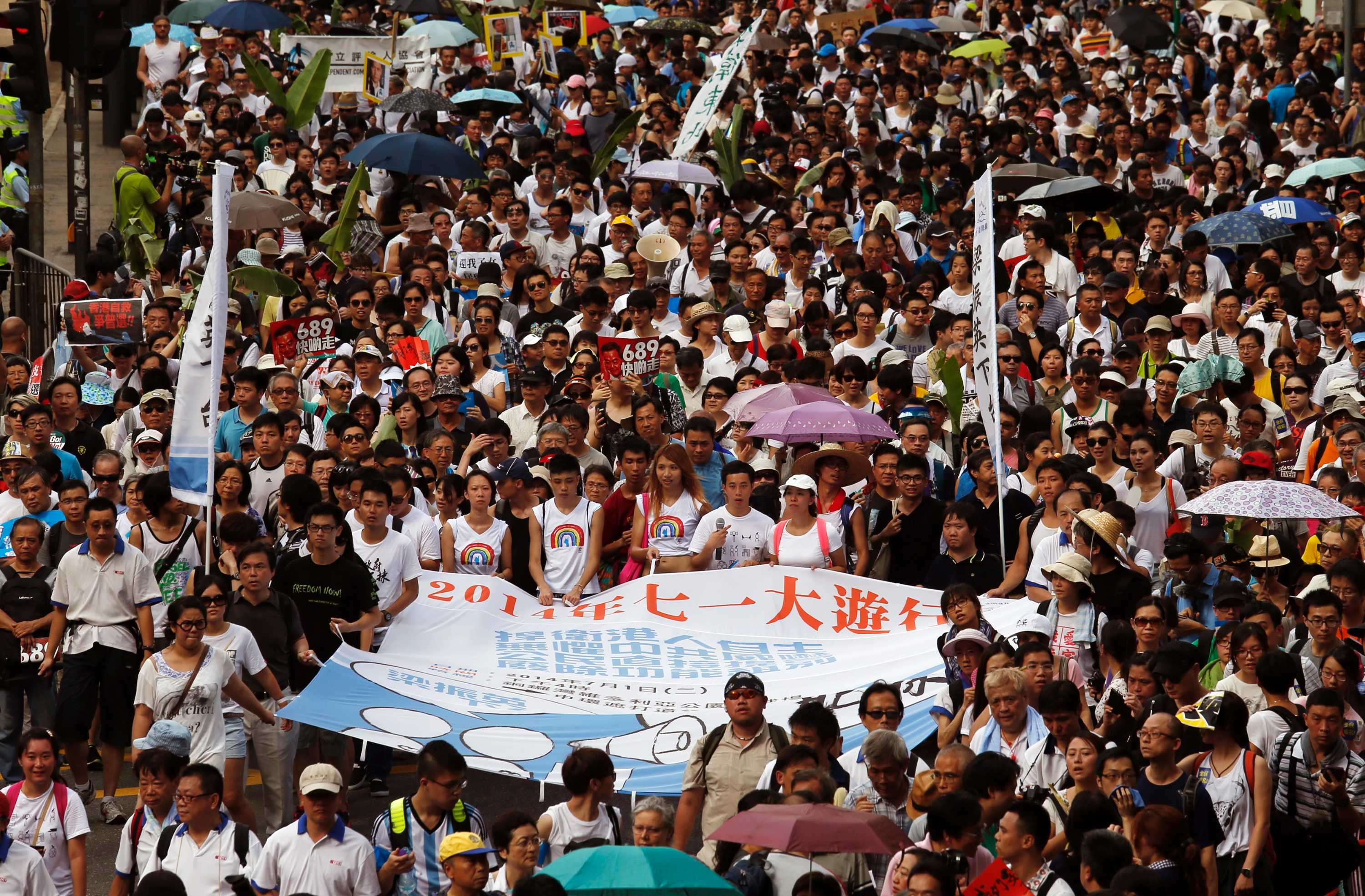 Thousands of pro-democracy protesters march in Hong Kong - ABC News