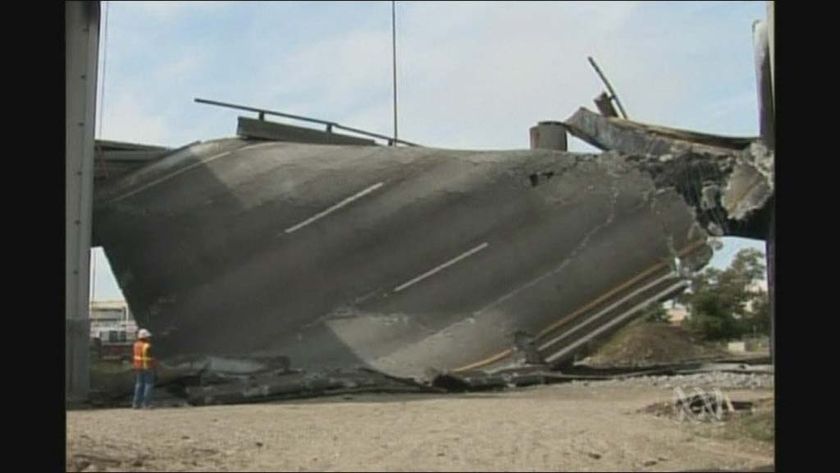 US freeway collapse will cost millions - ABC News