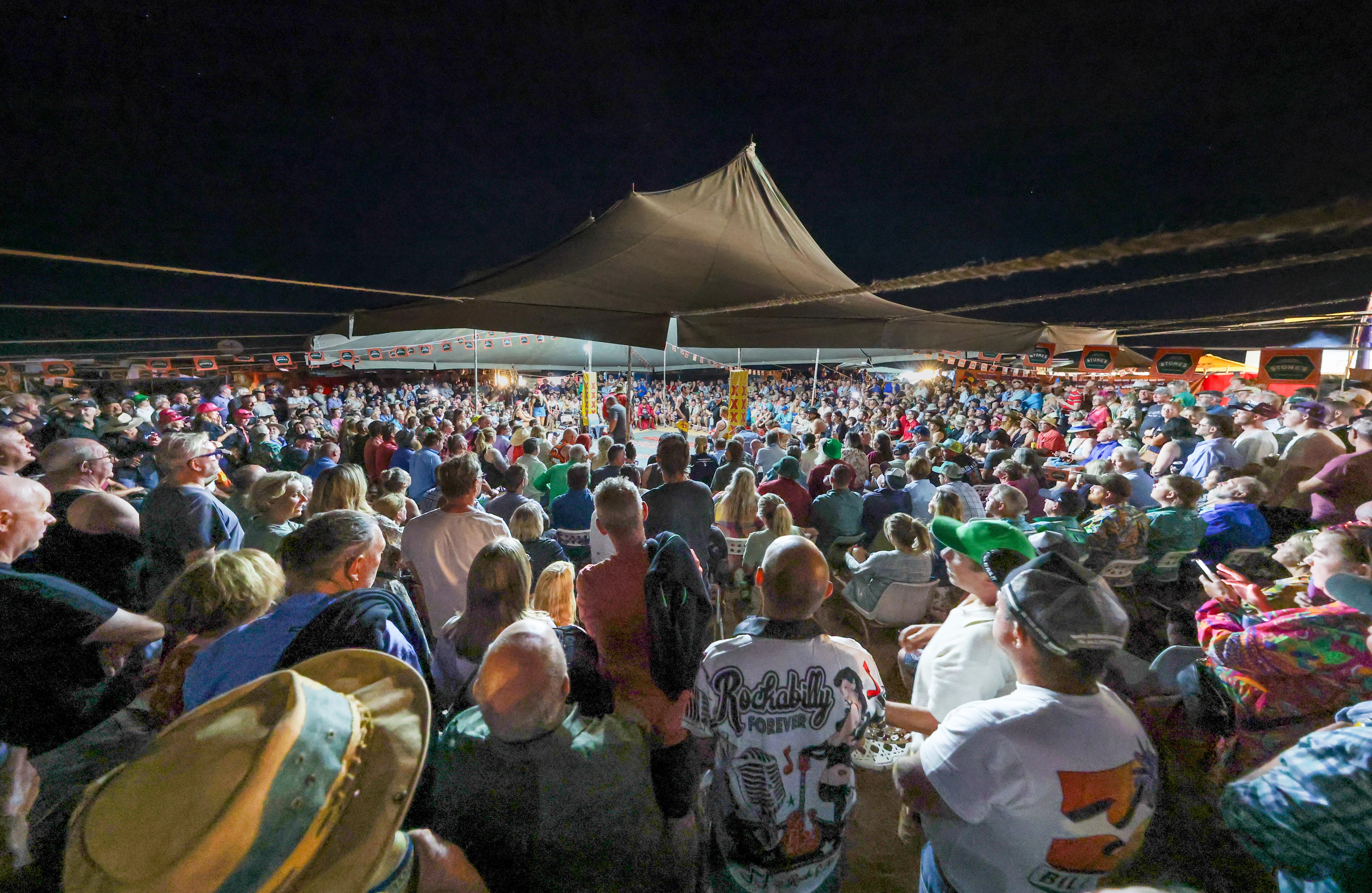 Outback ringmaster Fred Brophy takes his boxing tent to Birdsville for ...