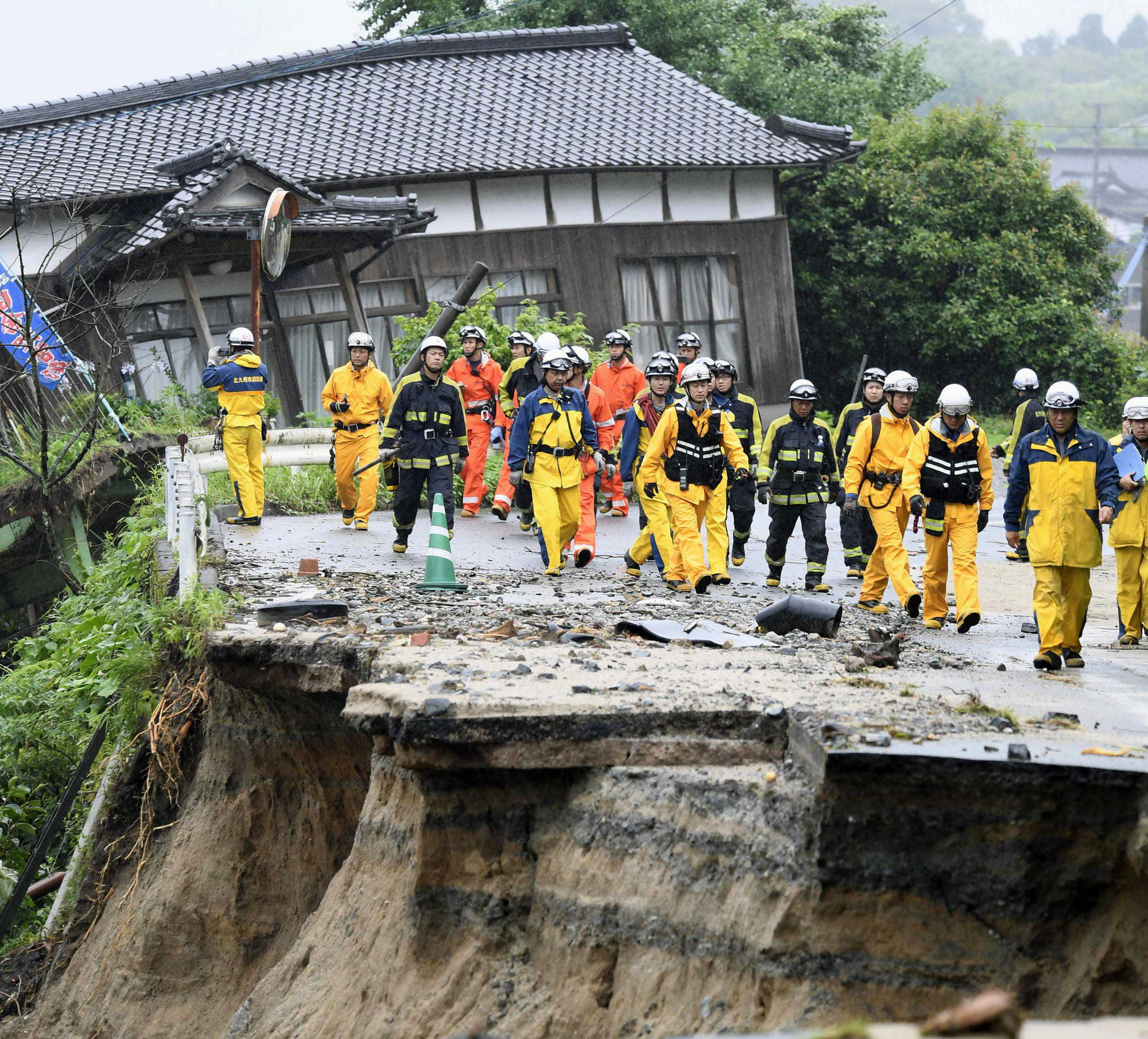 Japan floods: Seven dead, many missing as rain continues over northern ...