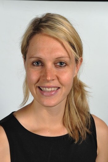 Mount Everest death: Maria Strydom's body retrieved from peak - ABC News