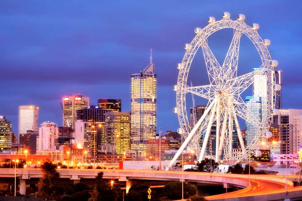 Melbourne Star Observation Wheel reopens at Docklands five years after ...