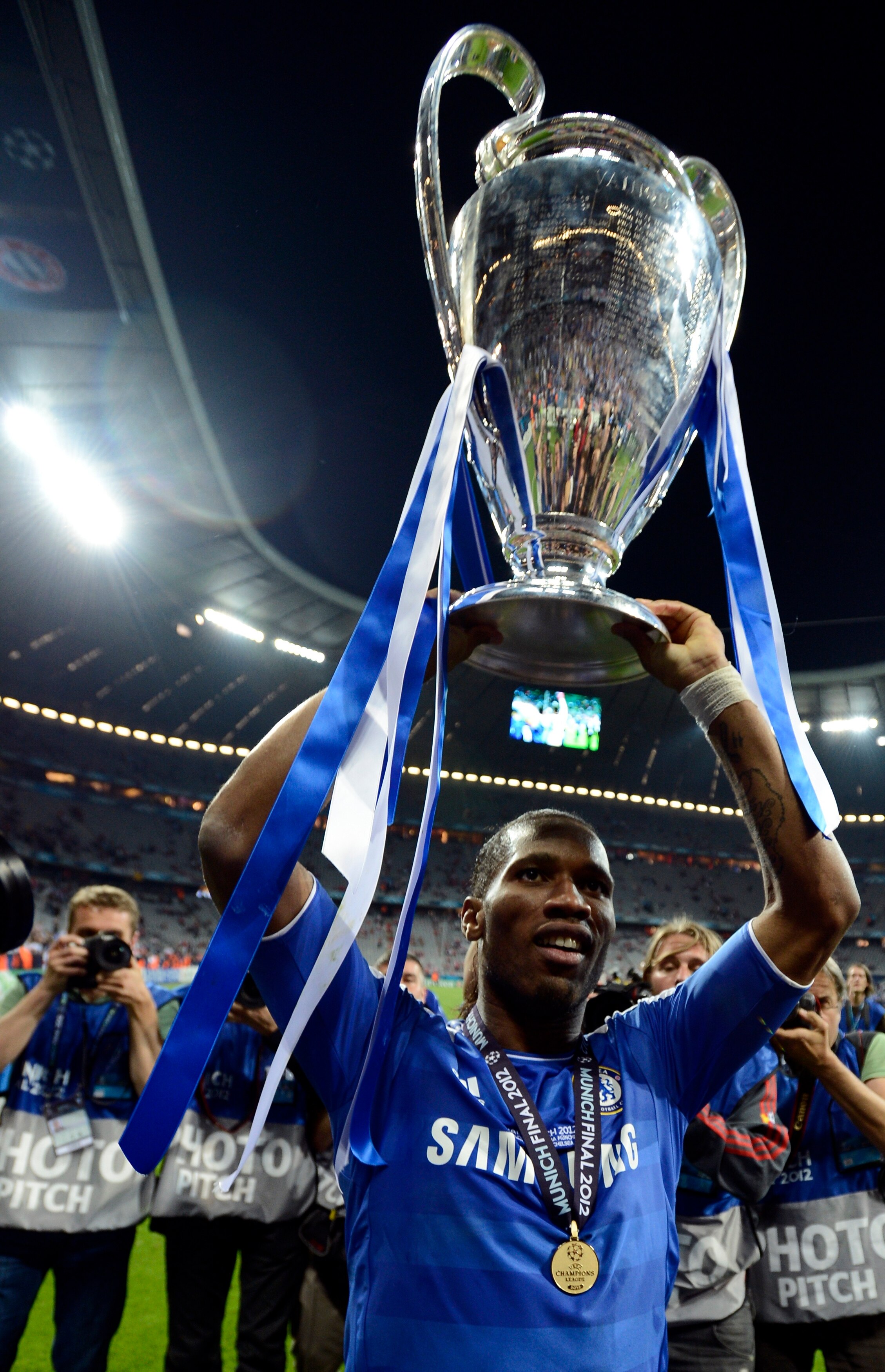 Drogba leads Chelsea to Champions League glory - ABC News