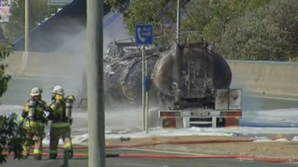 Truck explodes on the M1 at Loganholme, near Brisbane, shaking nearby ...