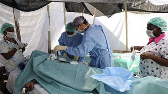 Trying to save lives in Port-au-Prince - ABC News