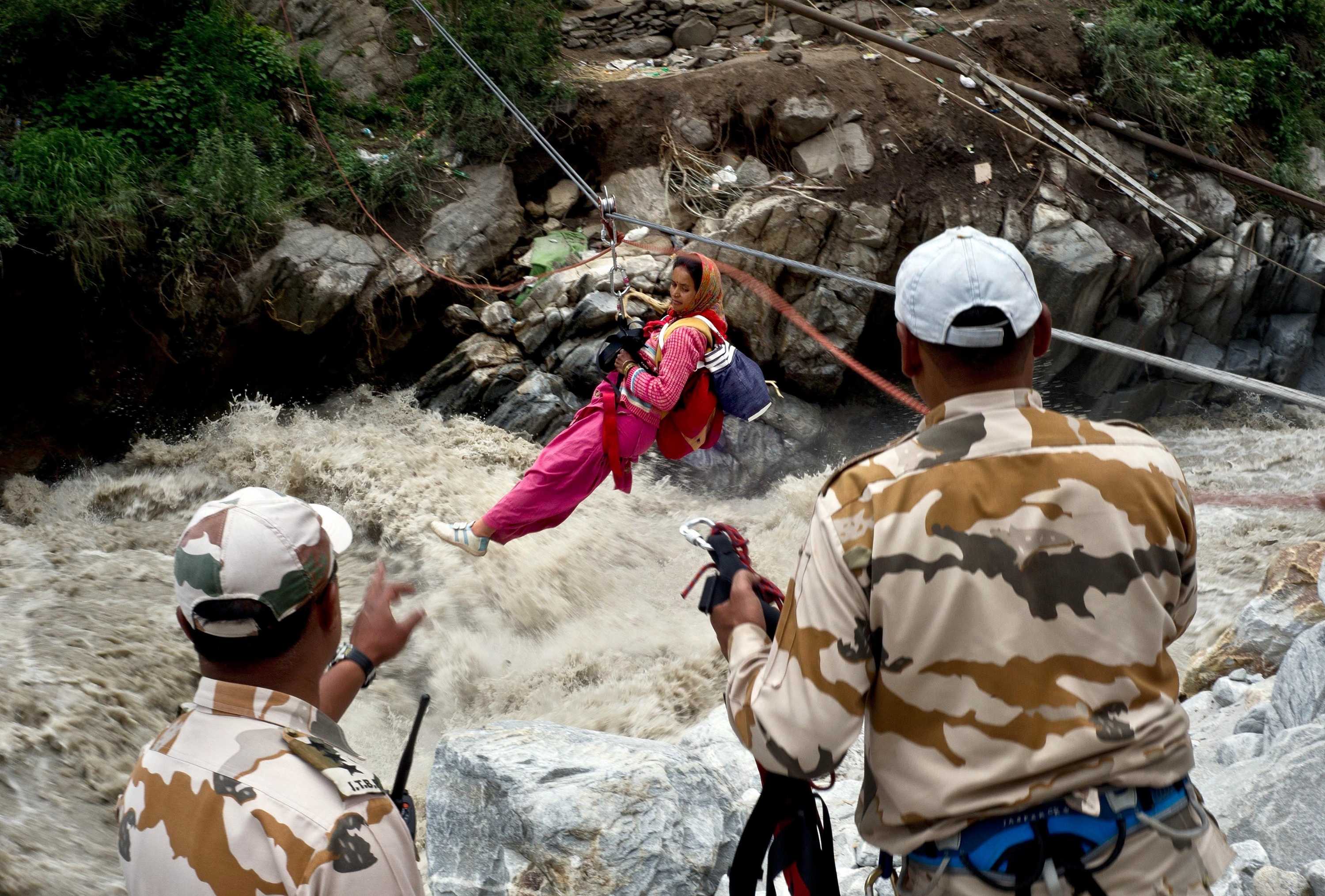 India flood rescue operations intensify as up to 1,000 confirmed dead ...