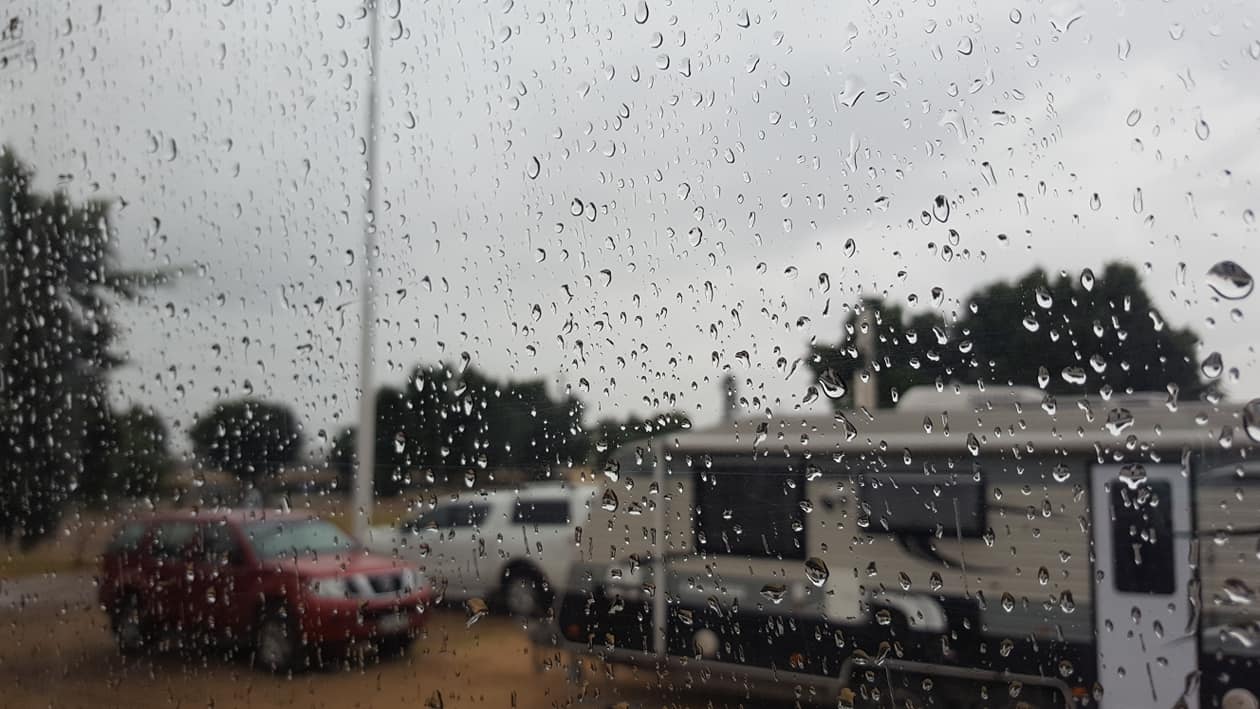 Inland NSW cities facing dire water shortage despite rainfall - ABC listen