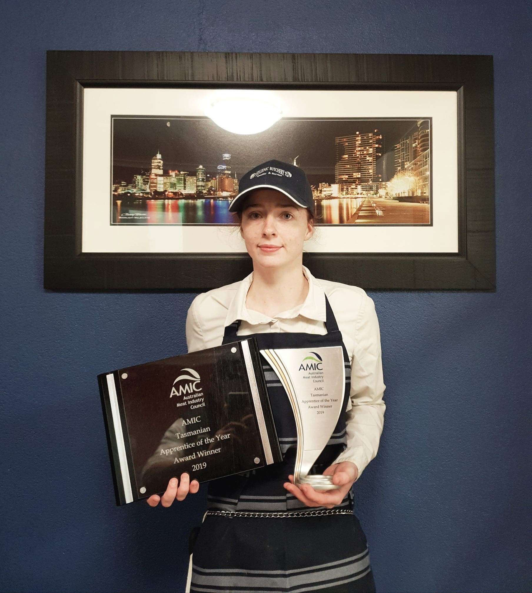 A cut above: 19-year-old butcher Jess Bartles shows how it's done - ABC ...