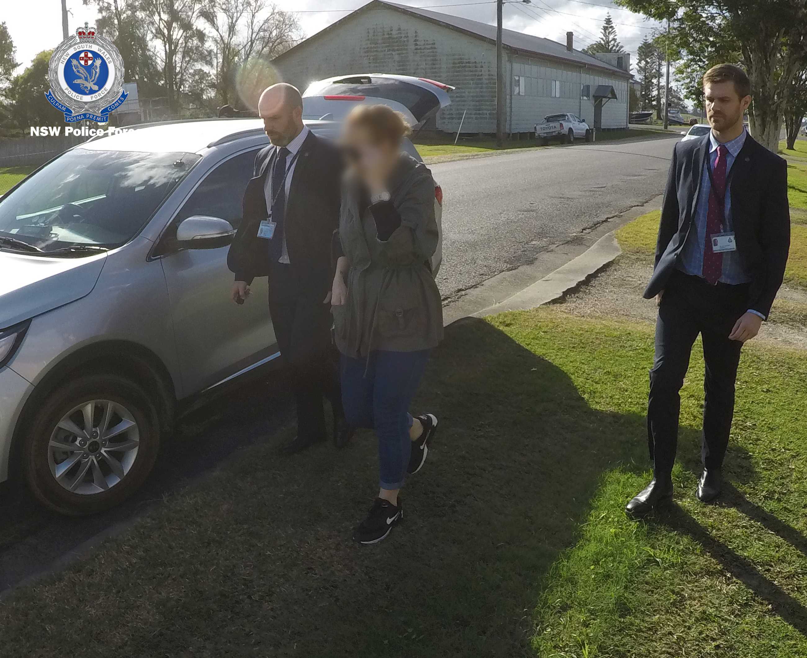 Prison guard Amy Connors arrested and charged after prisoner affair ...