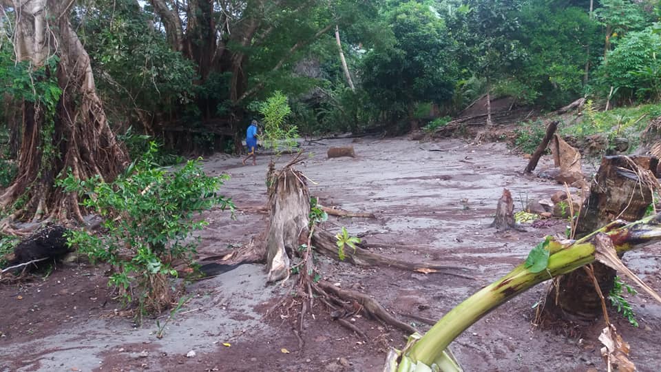Calls for review into tsunami warnings on Vanuatu island of Aneityum ...