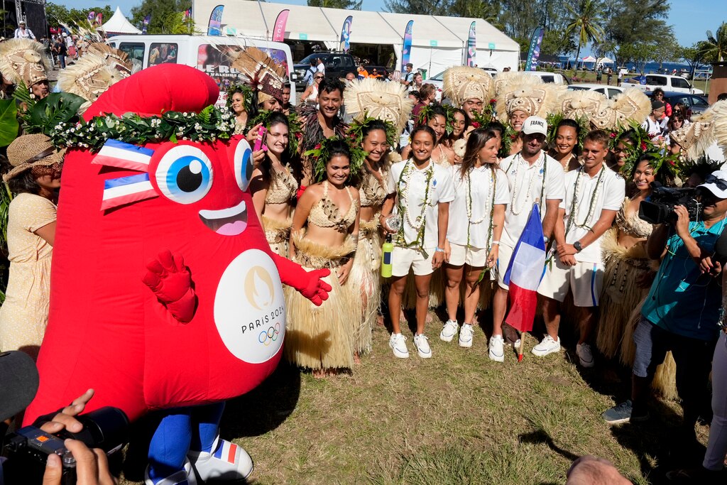 Paris Olympic Games: Pacific teams make a splash at opening ceremony on ...