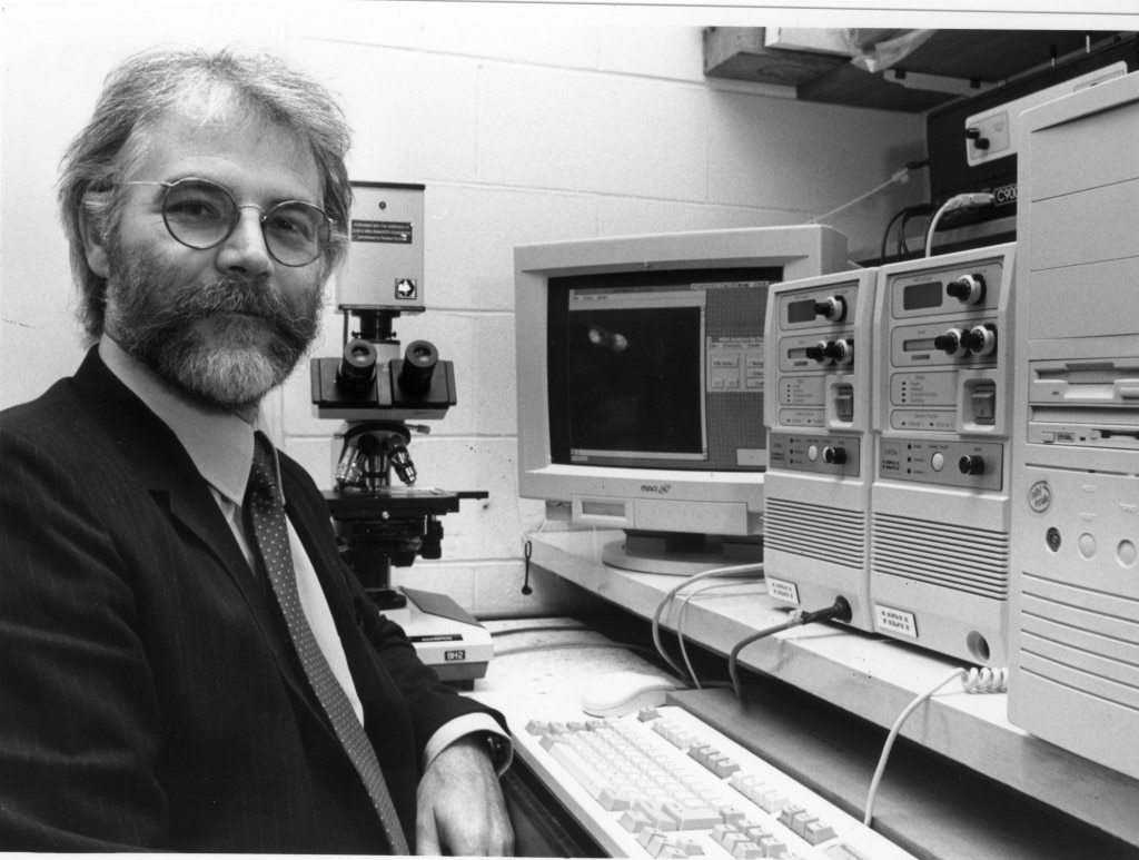 Former Australian of the Year and trailblazing scientist Alan Mackay ...