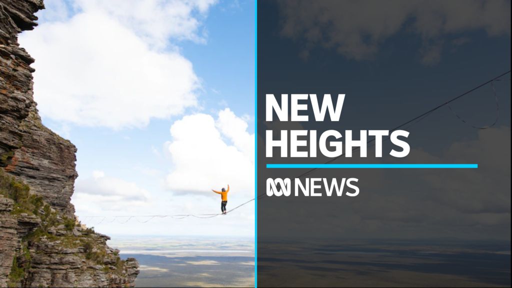 Group set record for WA's highest slackline walk at 890m - ABC News