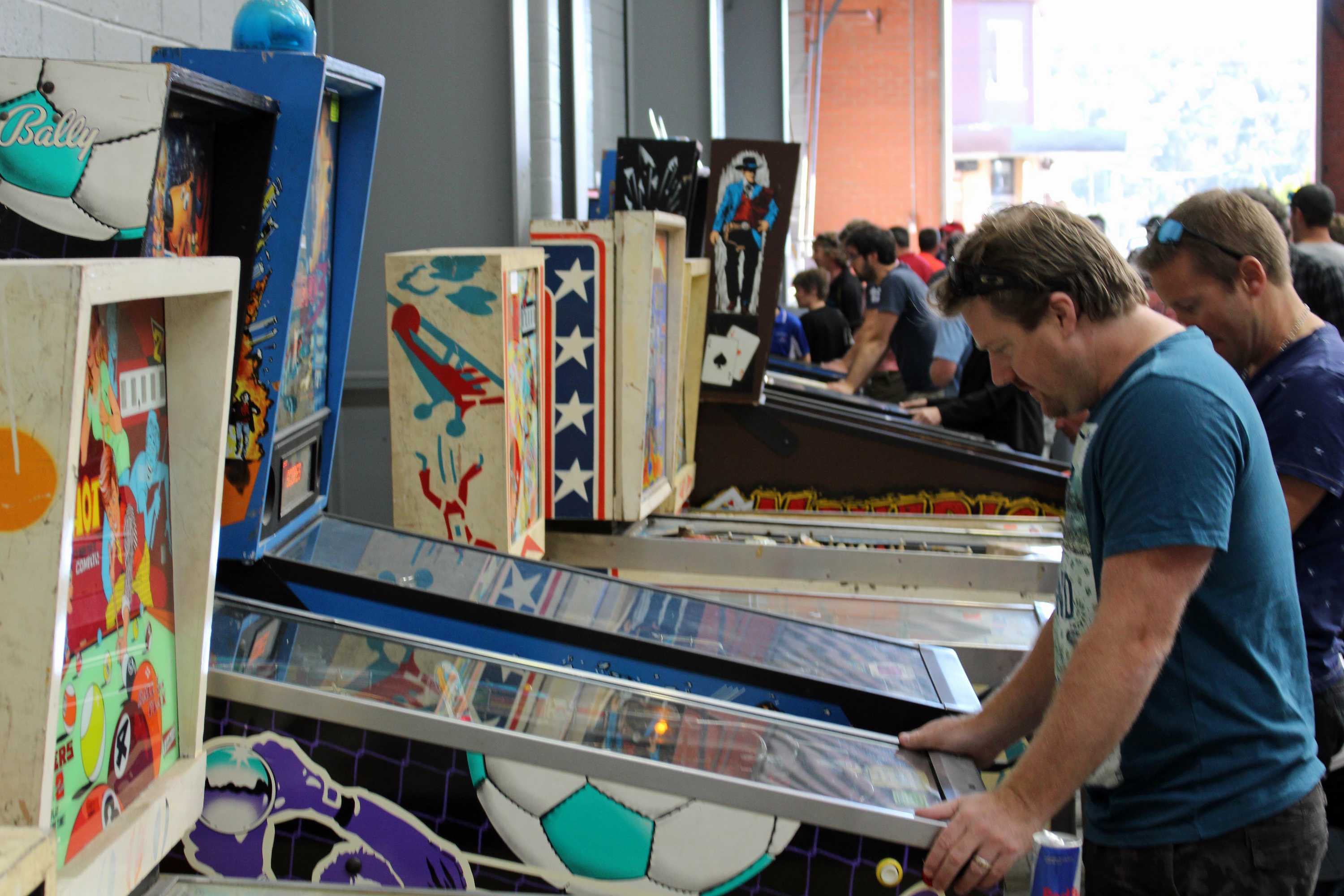 Tasmanian pinball machine and jukebox collection sale draws hundreds ...
