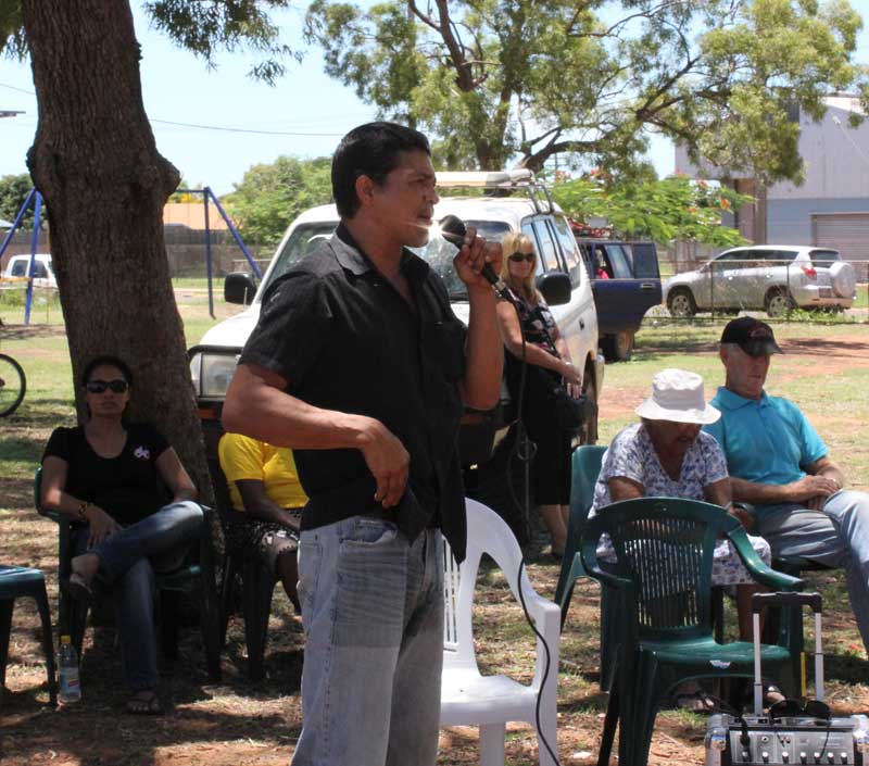 Yanner protests against land rights deal - ABC News