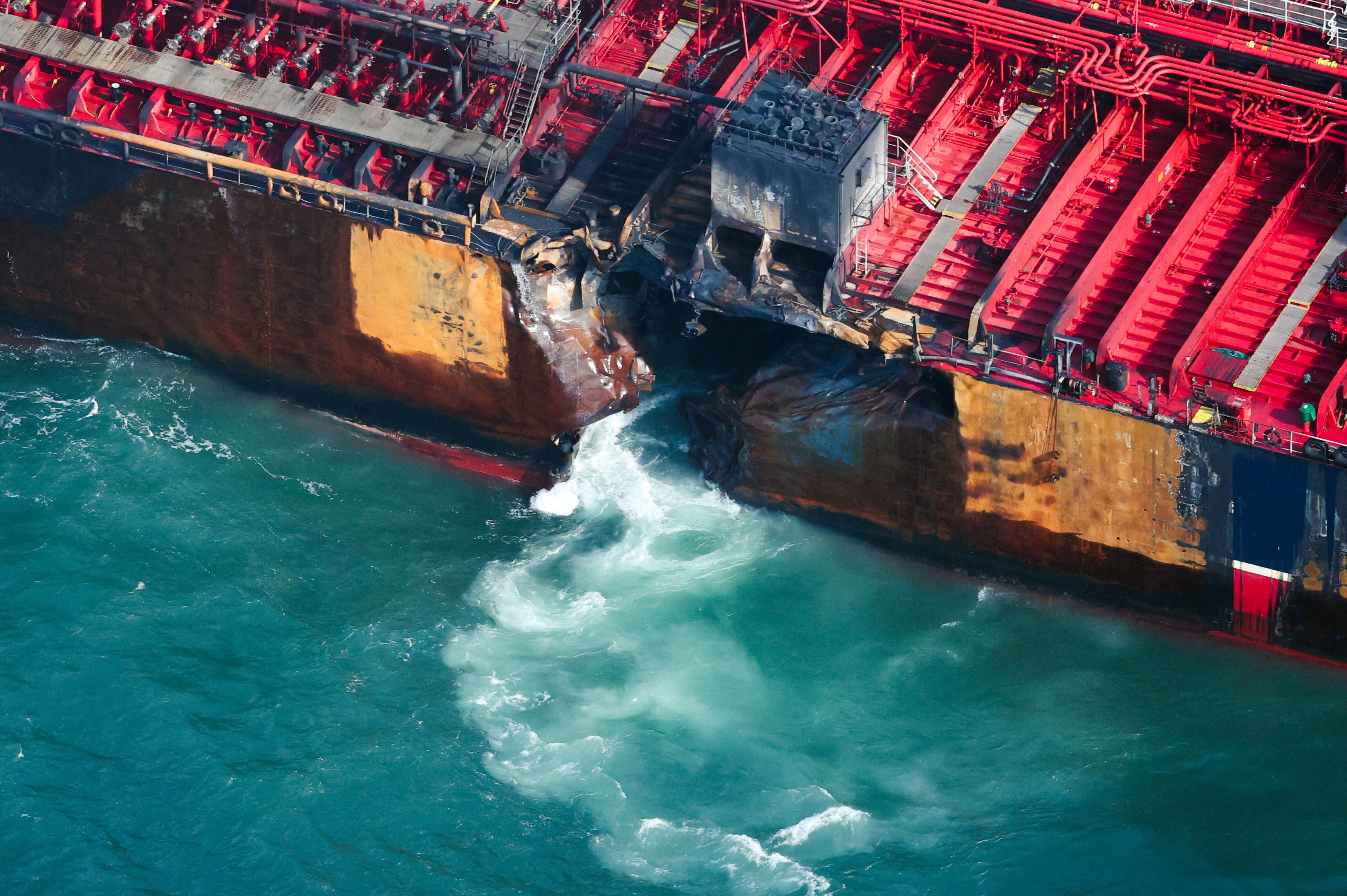 What risks does the North Sea tanker collision pose to the environment ...