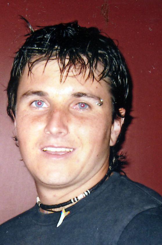 Police find body in search for Jay Riley - ABC News