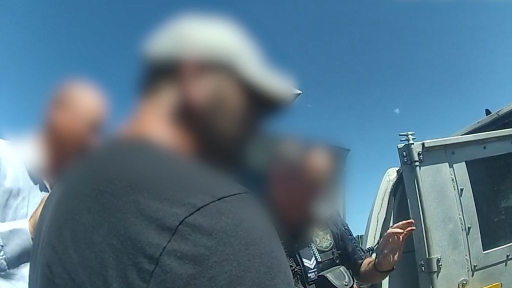 Alleged bikie arrested on the Sunshine Coast - ABC News