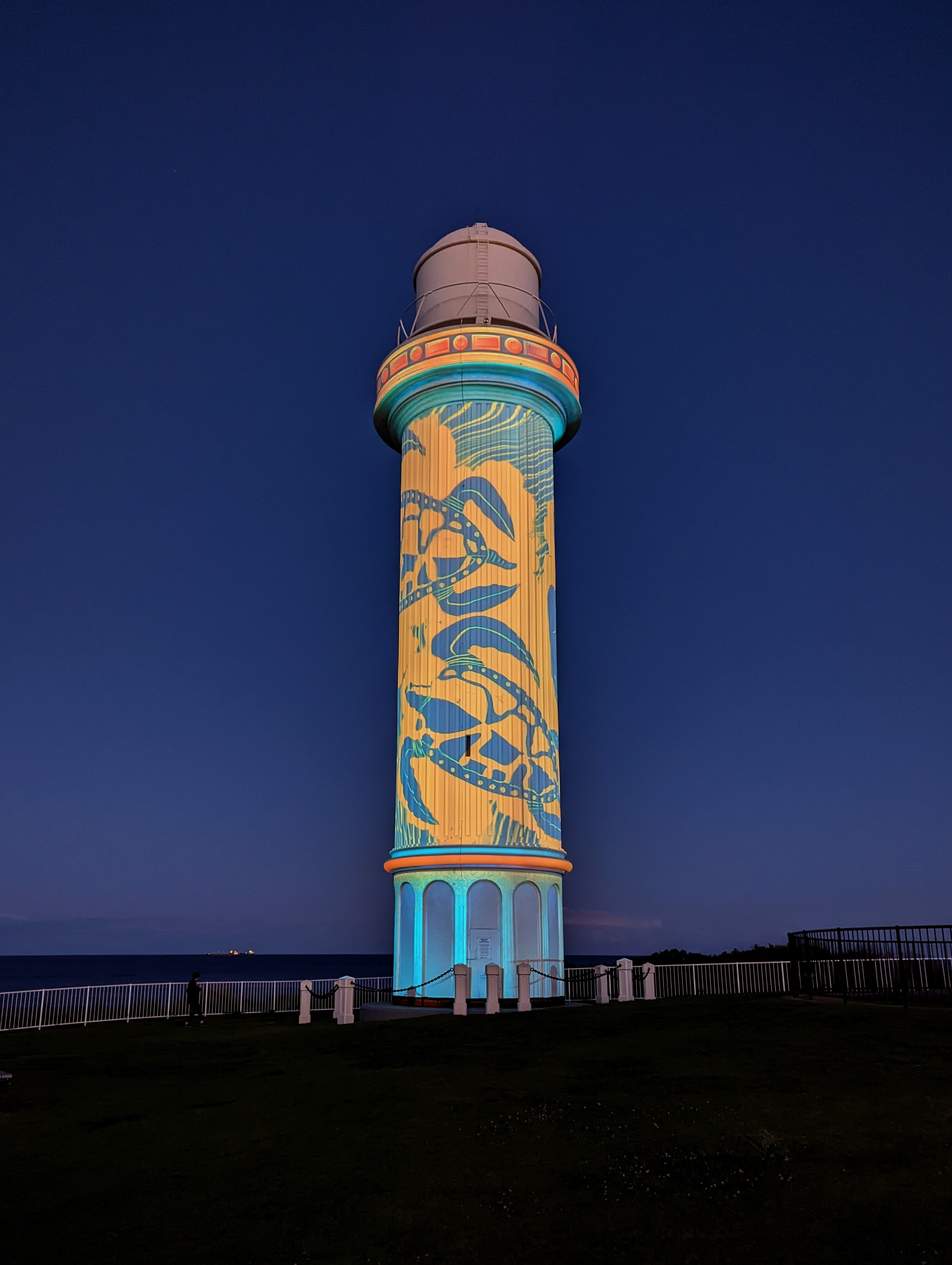 Wollongong's Flagstaff Point Lighthouse lit with spectacular video ...