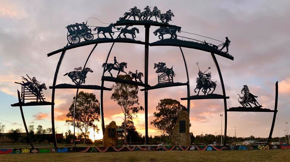 The bittersweet story behind Warwick's enormous horse sculpture - ABC ...