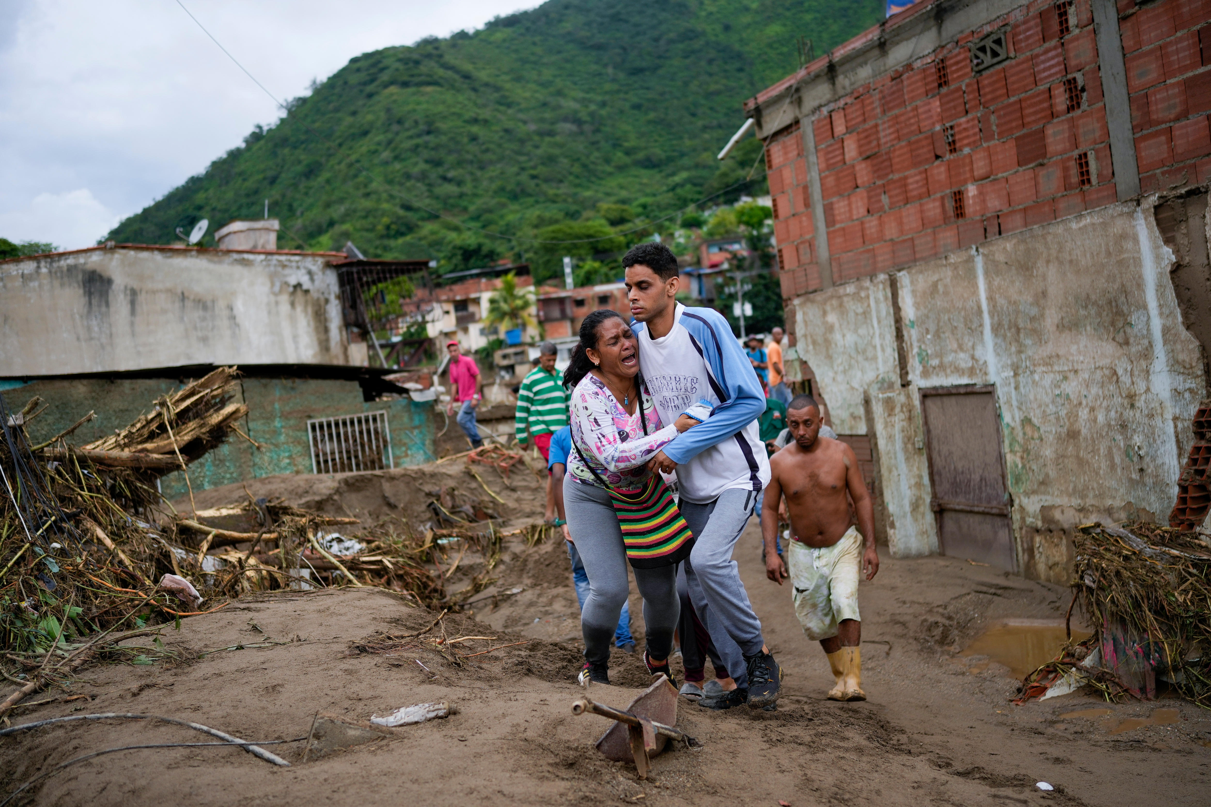 Landslide hits Venezuelan town, leaving scores of people dead or ...