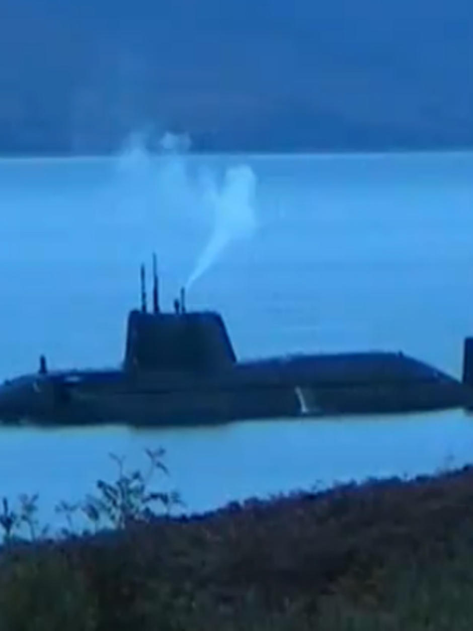 Nuclear submarine runs aground off Scotland - ABC News