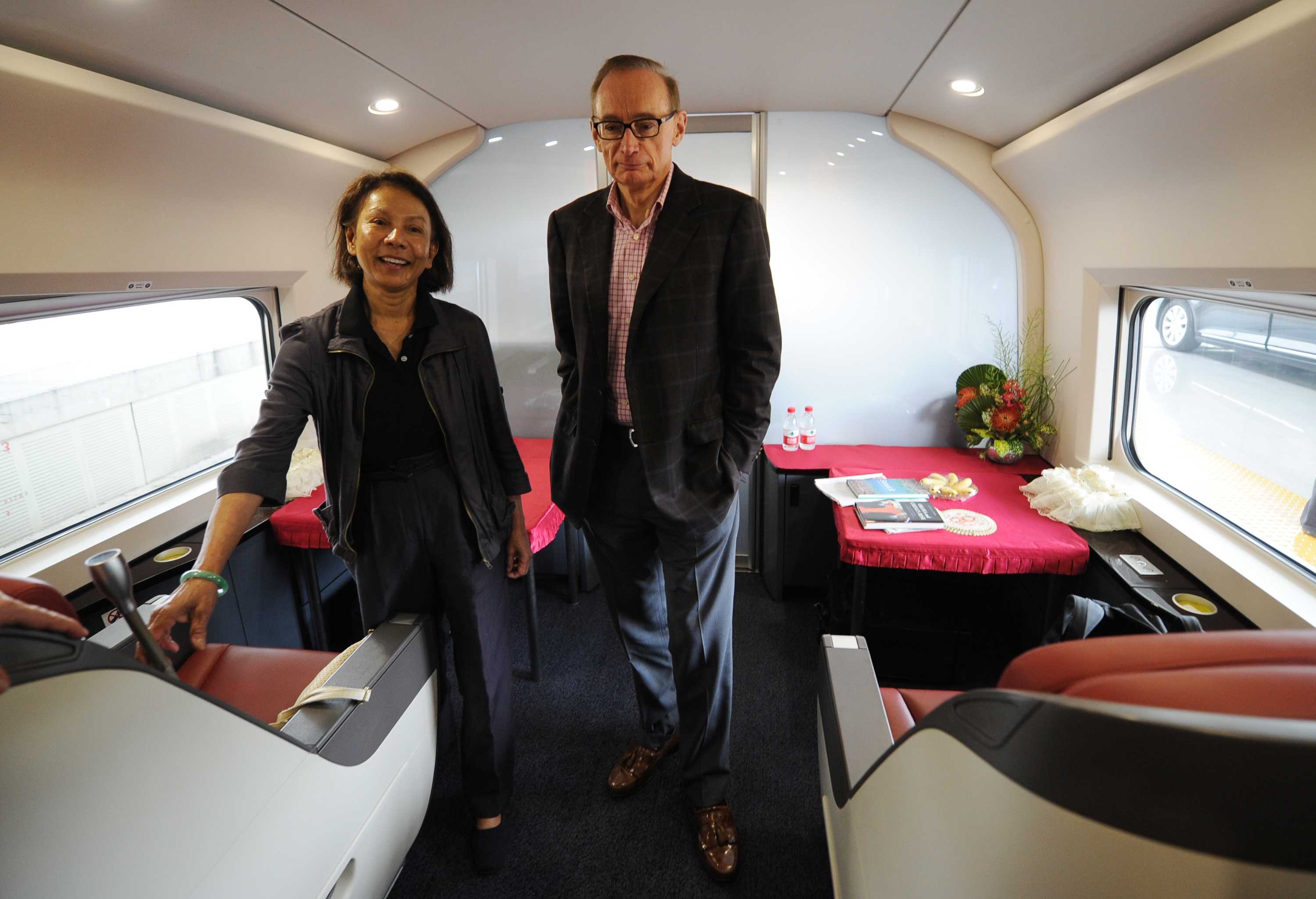 Carr defends overseas trips with wife - ABC News