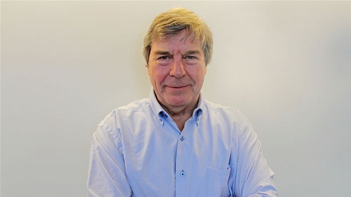 How Philip Bailey came to work with renowned violinist Yehudi Menhuin ...