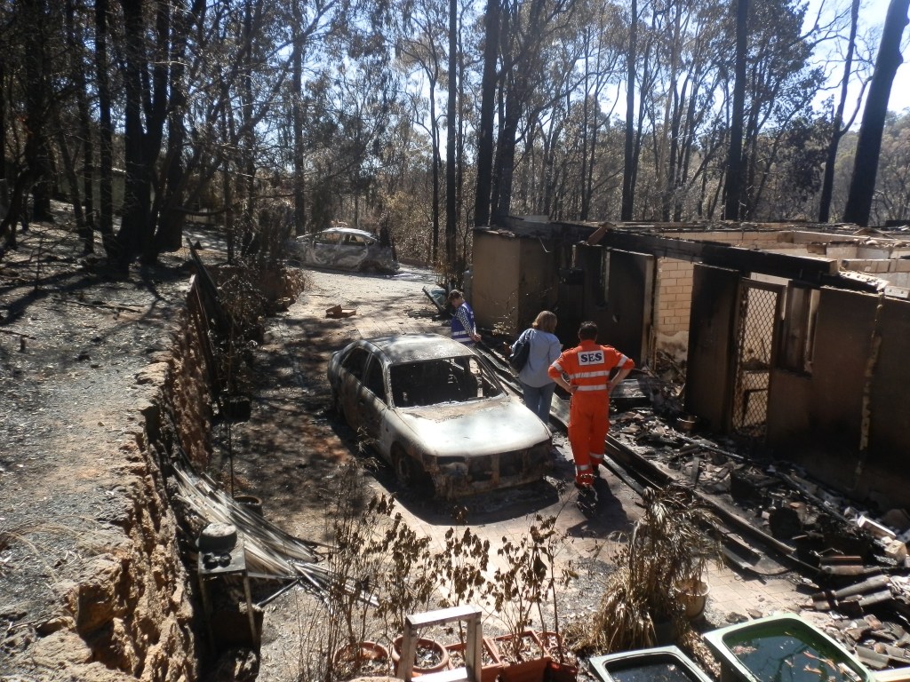 Bushfire survivors call for more fire preparedness support for people ...