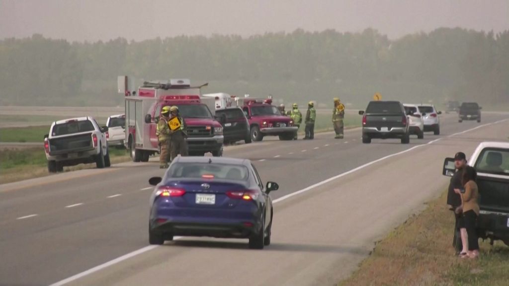 Footage of the scene where Canadian police detained fugitive - ABC News