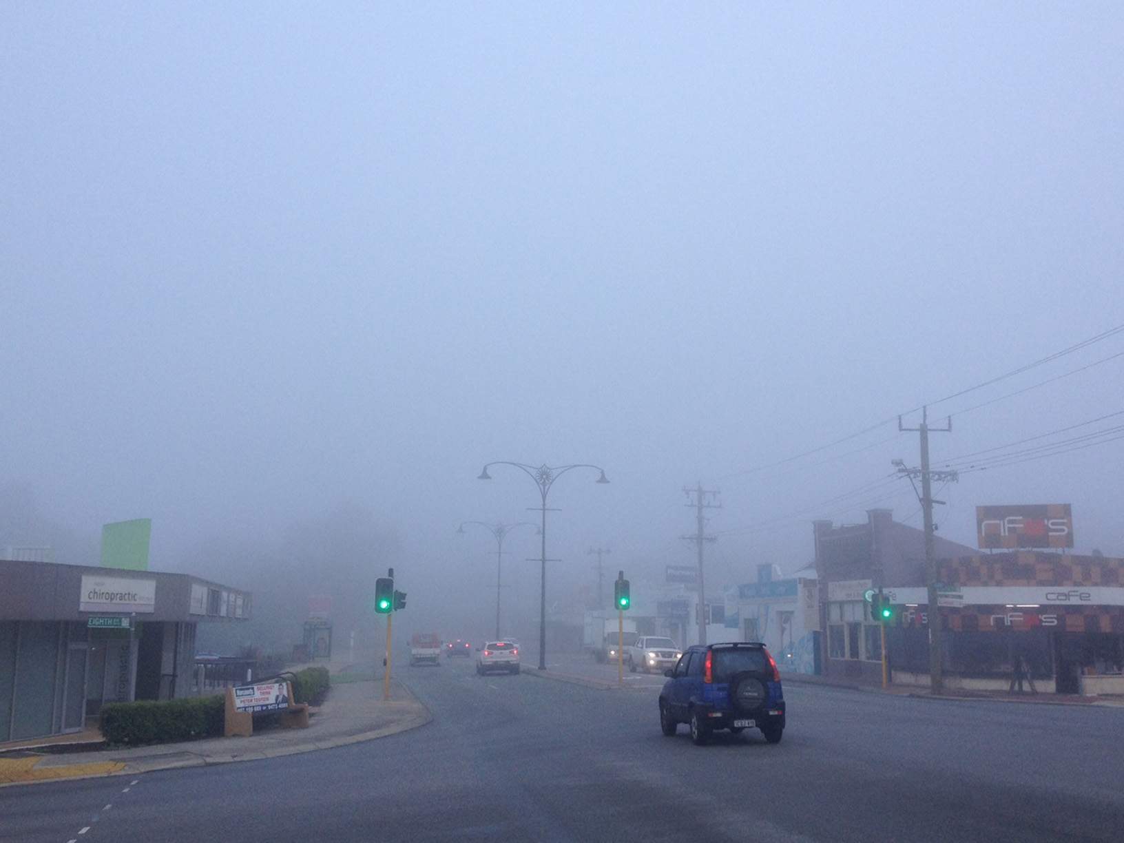 Dense fog covers Perth in once-a-year event - ABC News