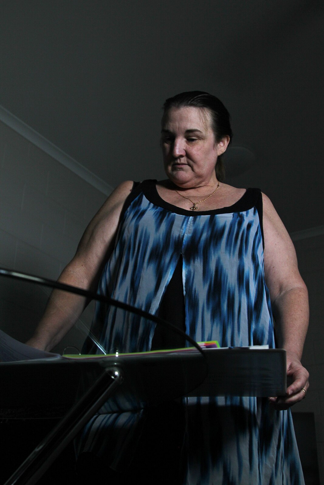 Tenant claims water-damaged public housing gave her chronic illness ...
