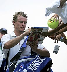 Hewitt advances to Washington quarters - ABC News