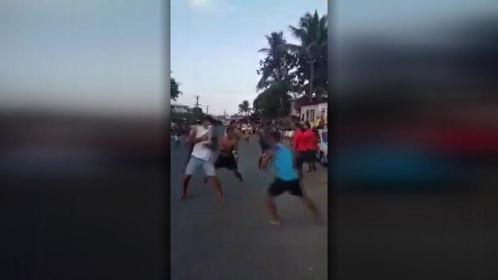 Teenagers among violent street brawl in Fiji's Jittu Estate - ABC News