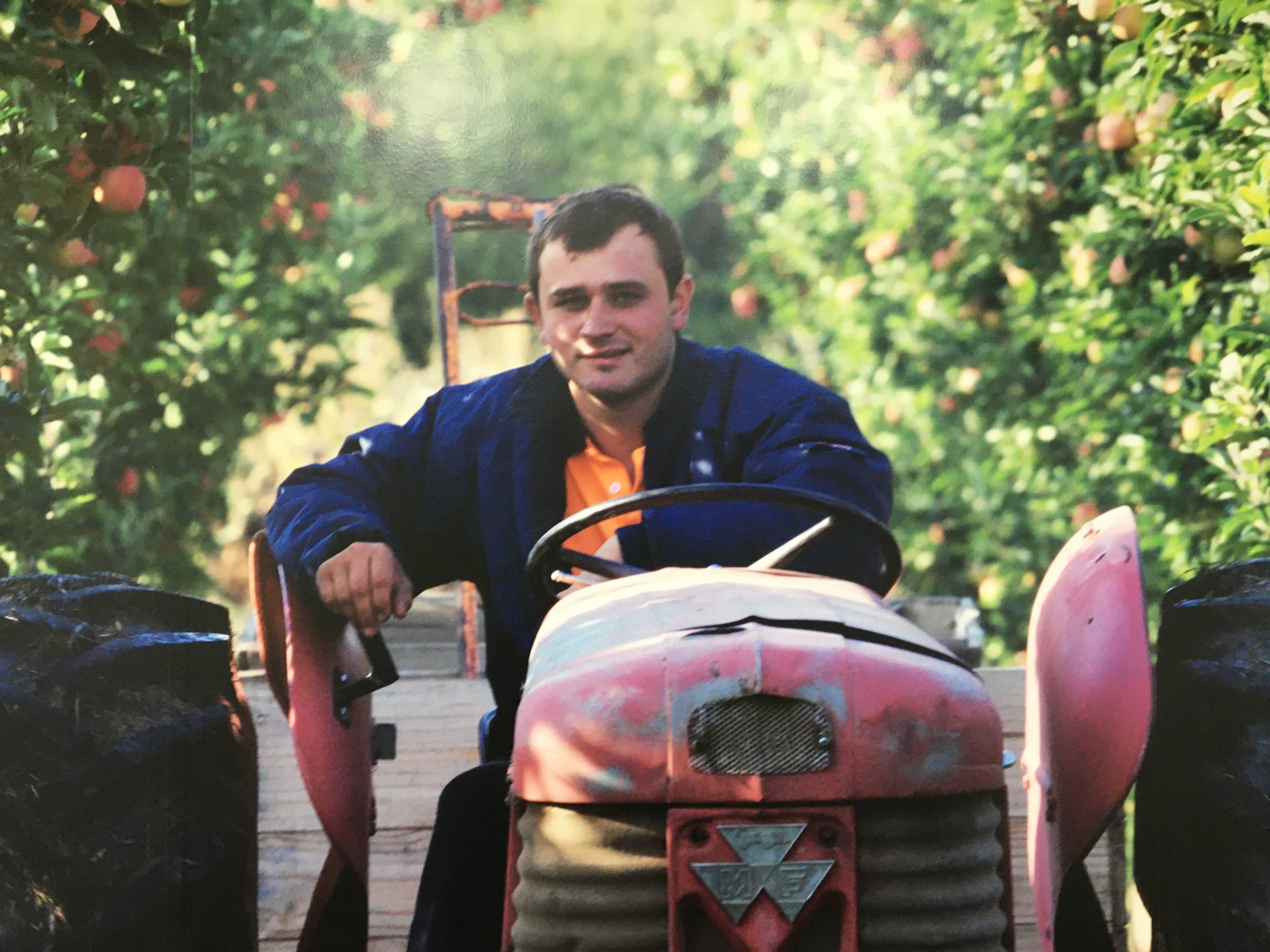 Red Sienna Pride pears, developed during a young farmer's final days ...