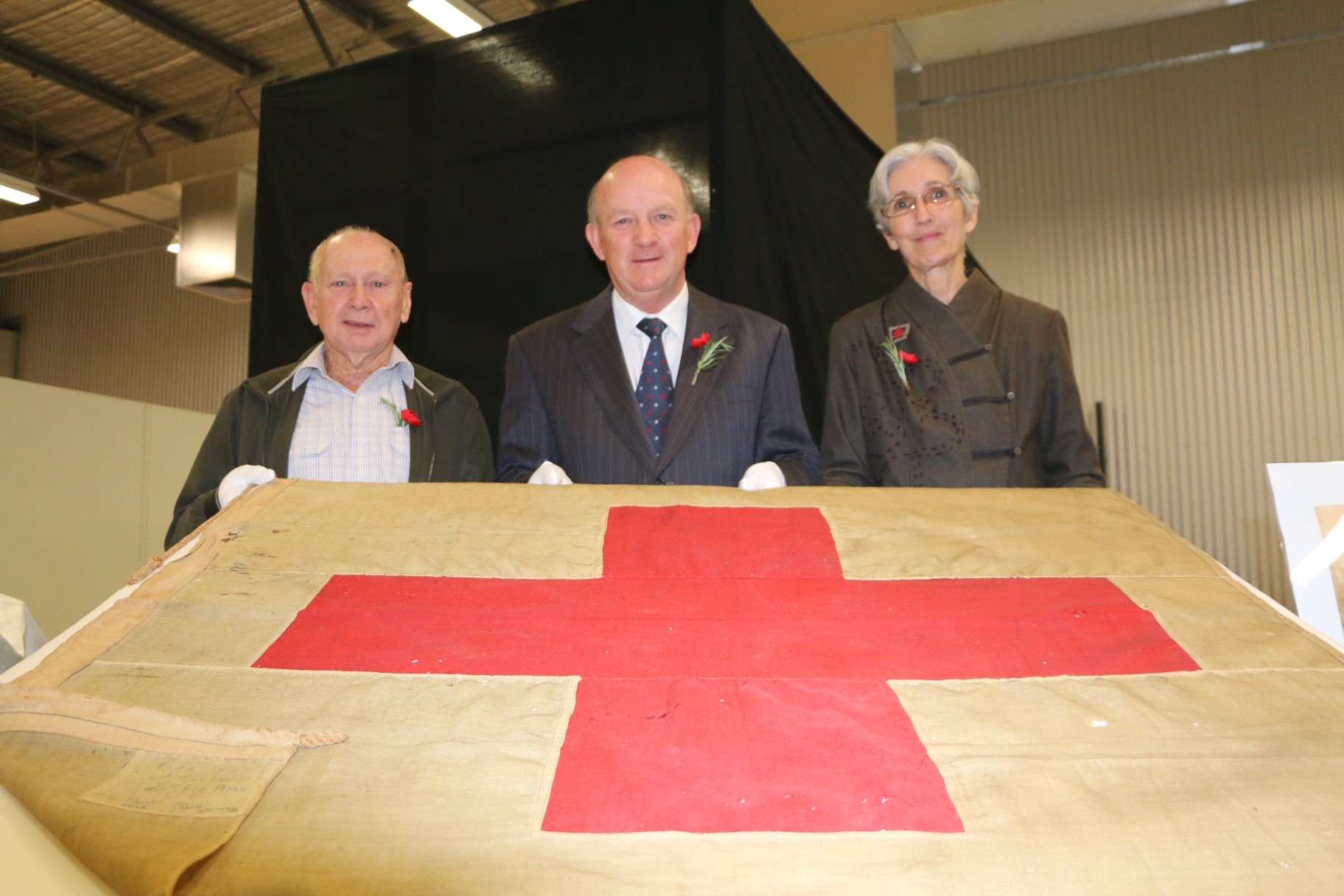 Historic Gallipoli flag returned to Perth via Canada - ABC News