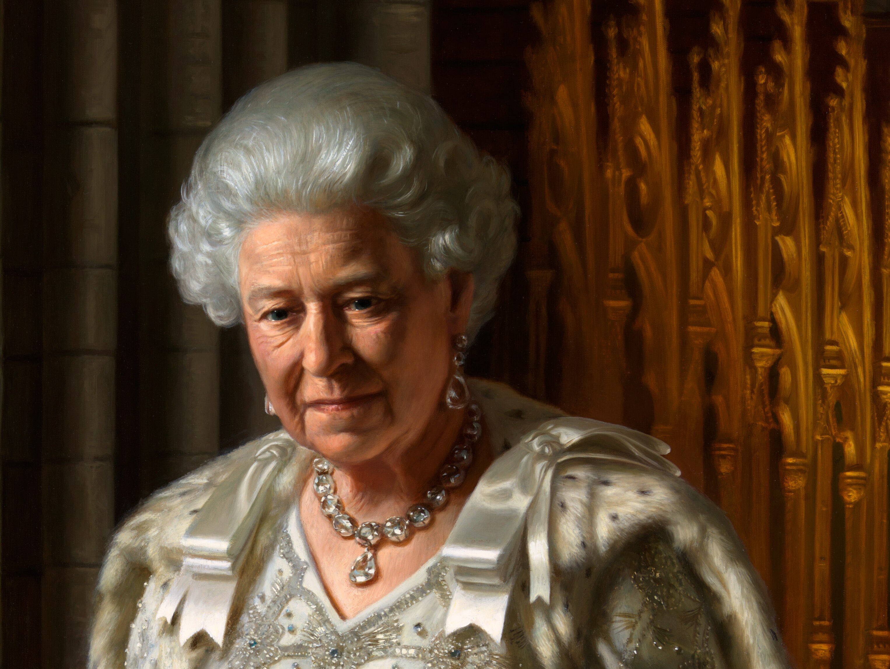 Diamond Queen portrait unveiled in Canberra - ABC News