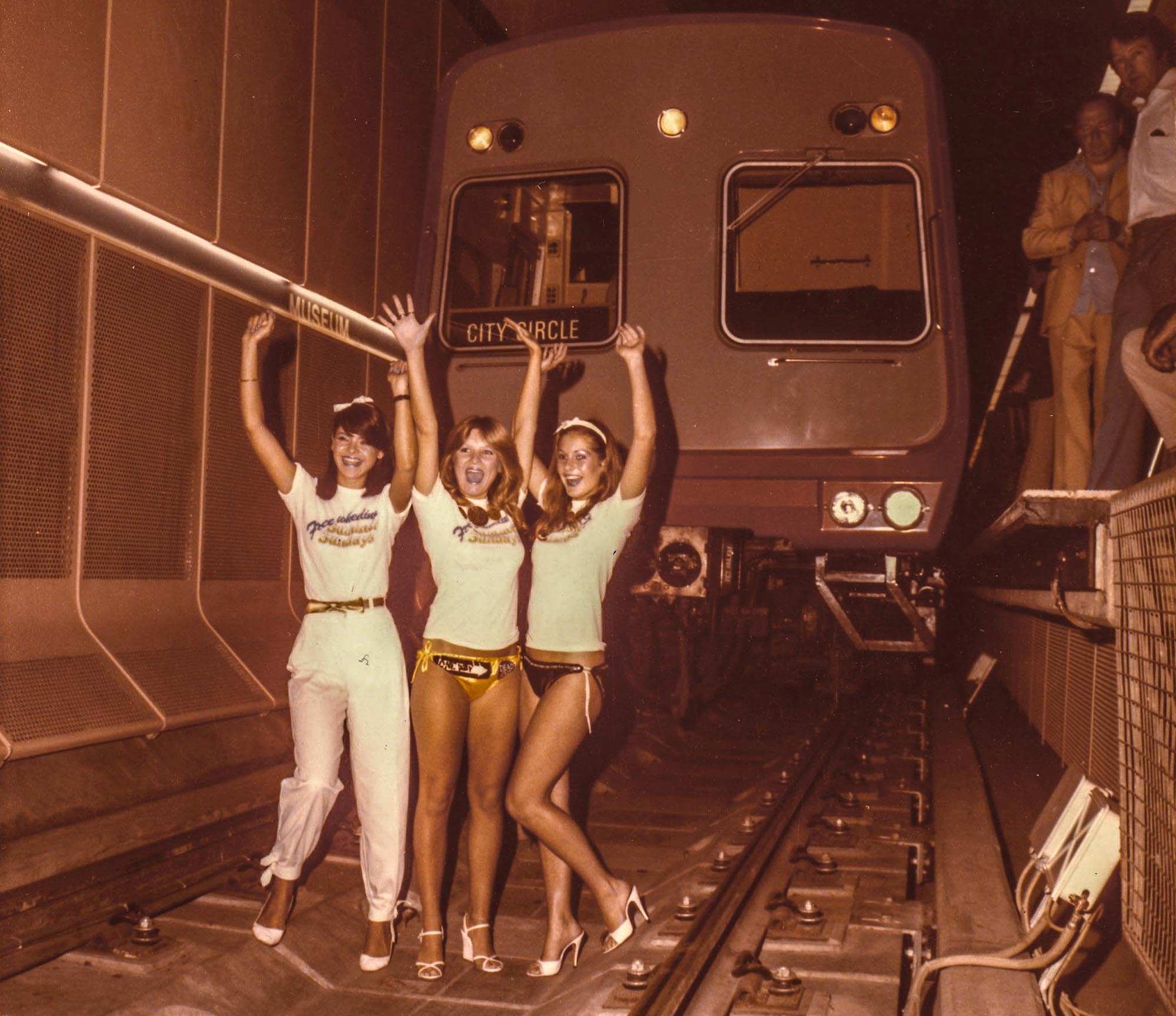 Melbourne Rail Link: City Loop construction photos give glimpse of what ...