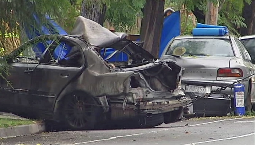 Freak car accident in Melbourne - ABC News