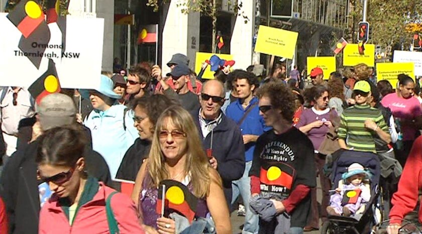 Marchers mark national Sorry Day - ABC News